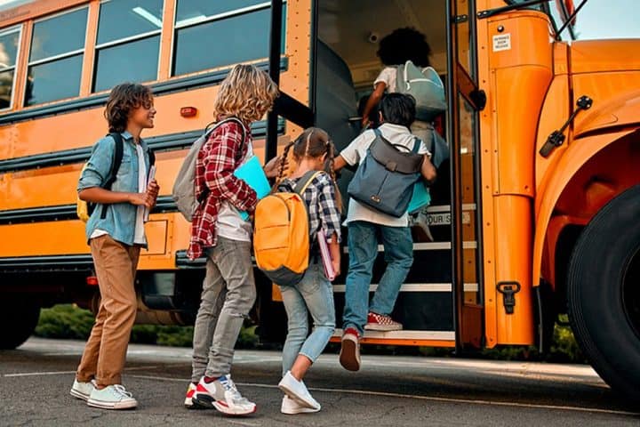 Bus Driver’s Life Rerouted After She Finds Jesus Through Internet Chat ...